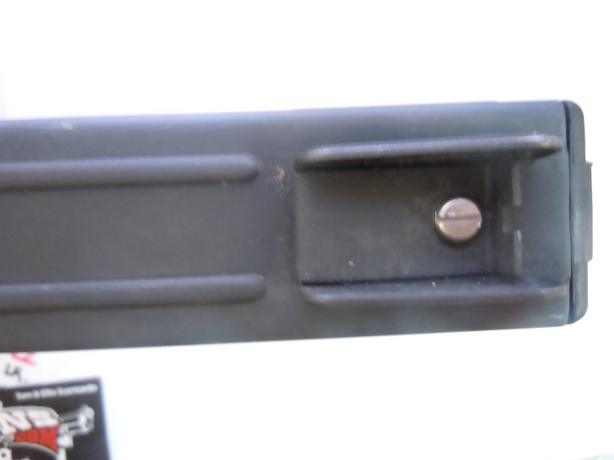 Intratec Model Tec-22 Threaded Barrel 0ne 10 Round Ruger Magazine ...