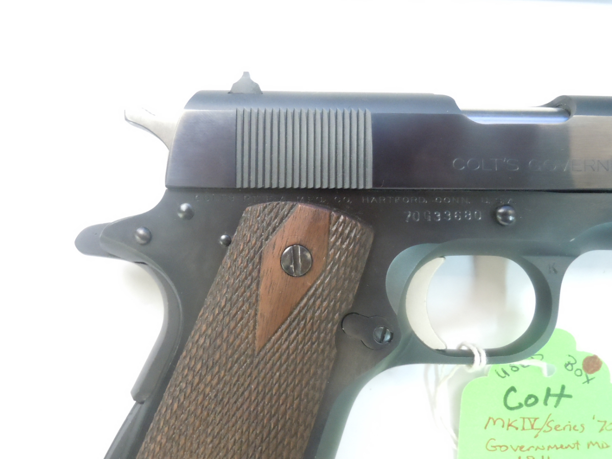 Pictures: Colt Government 1911 MK IV/Series 70 one 7 round magazine ...