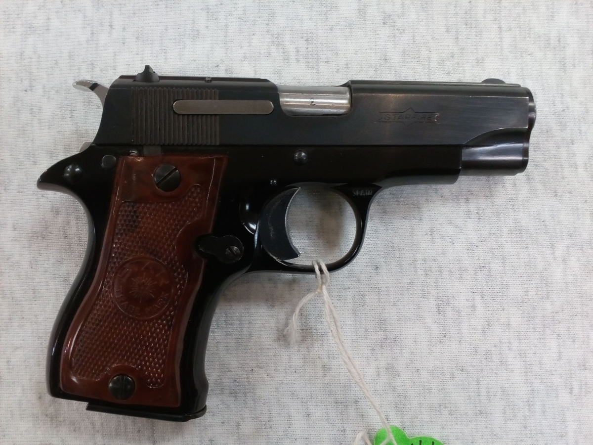 High Standard Star model STARFIRE w/ one 6-round mag & 3 1/8" barrel ...