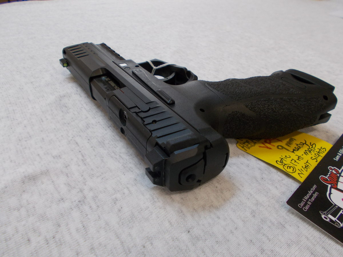 Heckler & Koch Vp9 `Stealth Black` + M.O.S., Three 17-Round Mags, Front ...