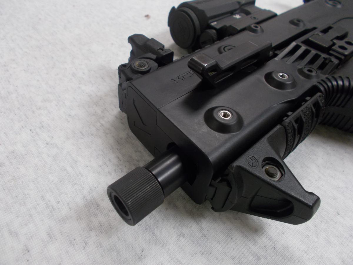 KRISS Arms Vector SDP w/ Threaded barrel, red dot sight, two 15-Round ...