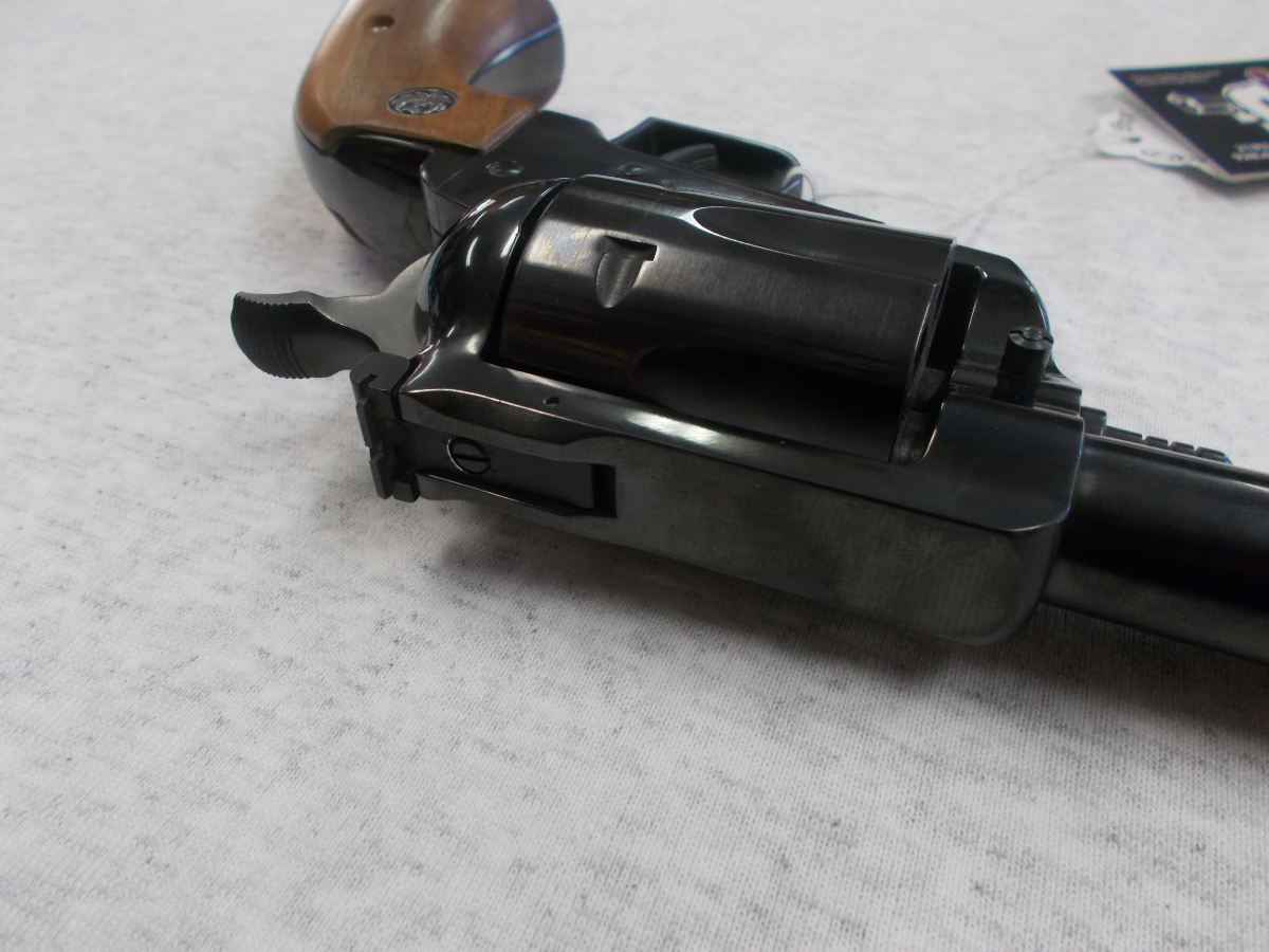 Ruger Blackhawk 6-Shot .357 Maximum w/ 10.5" Barrel (C3579-22) .357 ...