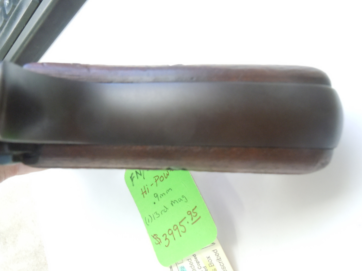 Pictures: Fabrique Nationale FN/Browning Hi-Power Pre War Hi-Power with ...