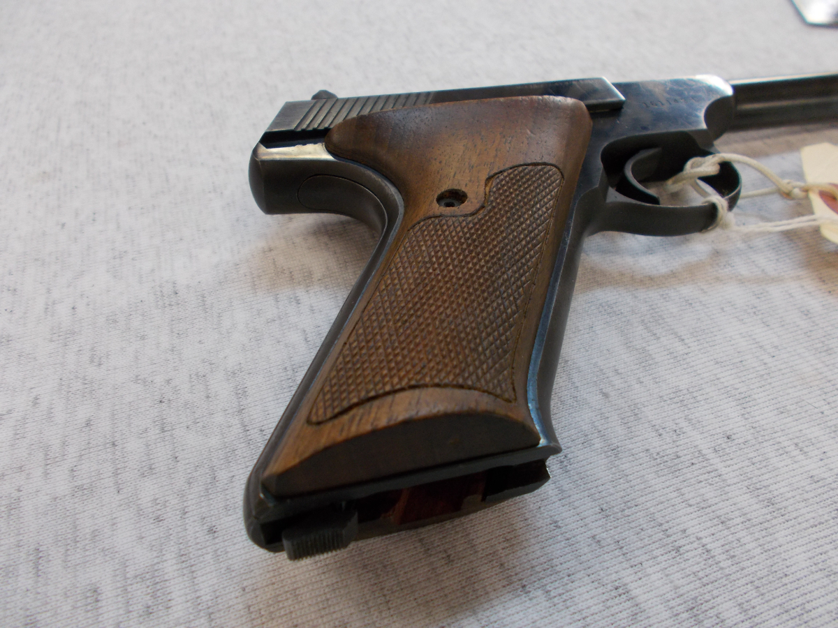 Colt Huntsman W/ 4-1/2" Barrel & Magazine (C4009-22) .22 Lr For Sale at ...