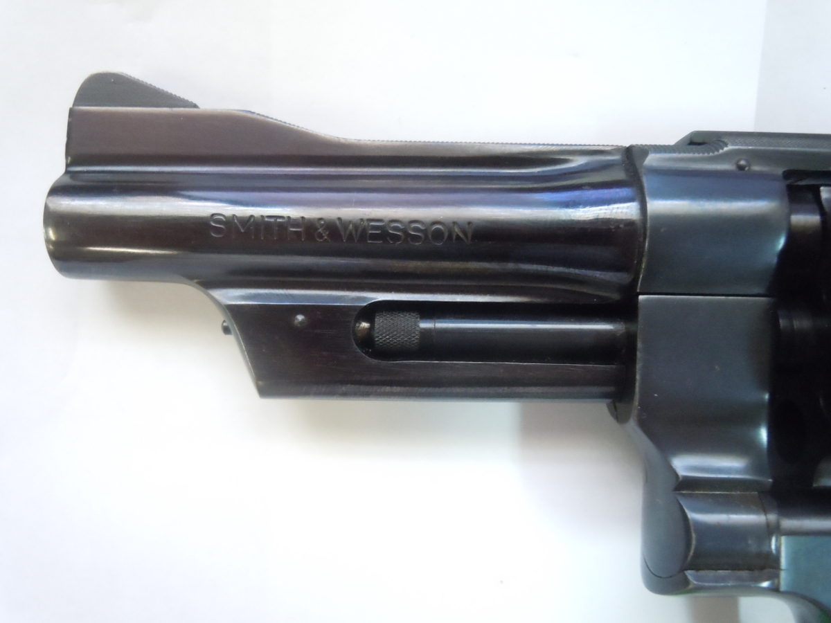 Pictures: Smith & Wesson Model 27-2 3-T 4" Blued Barrel Walnut grips ...