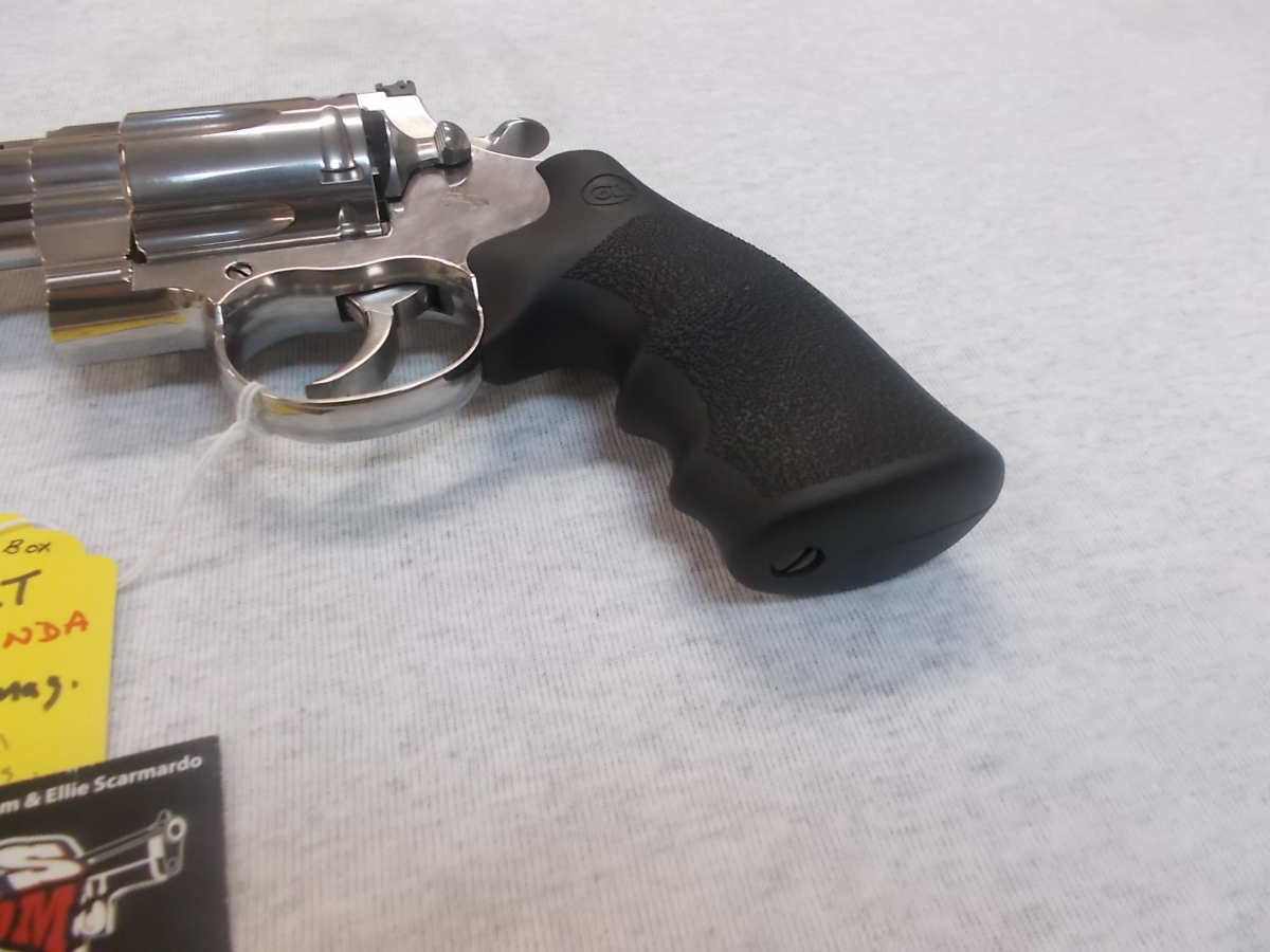 Colt Anaconda .44 Mag 6-shot (C5409-24) .44 Mag. 17367490 - GunAuction.com