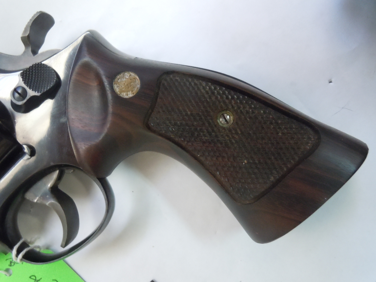 Smith & Wesson Model 17-2 3-T 6" barrel Walnut grip color case-hardened ...