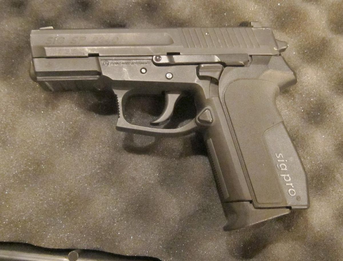 Sig Sauer Sig Sp 2340 40 Cal Used .40 S&W For Sale at GunAuction.com ...
