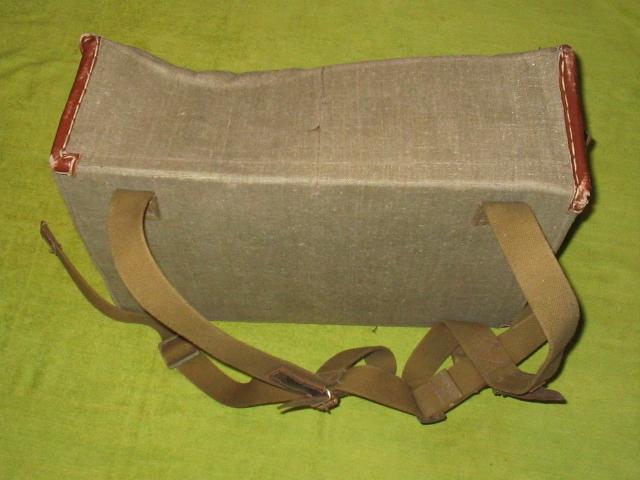 WWII RUSSIAN RADIO COMMUNICATION BACK PACK 10084918 - GunAuction.com