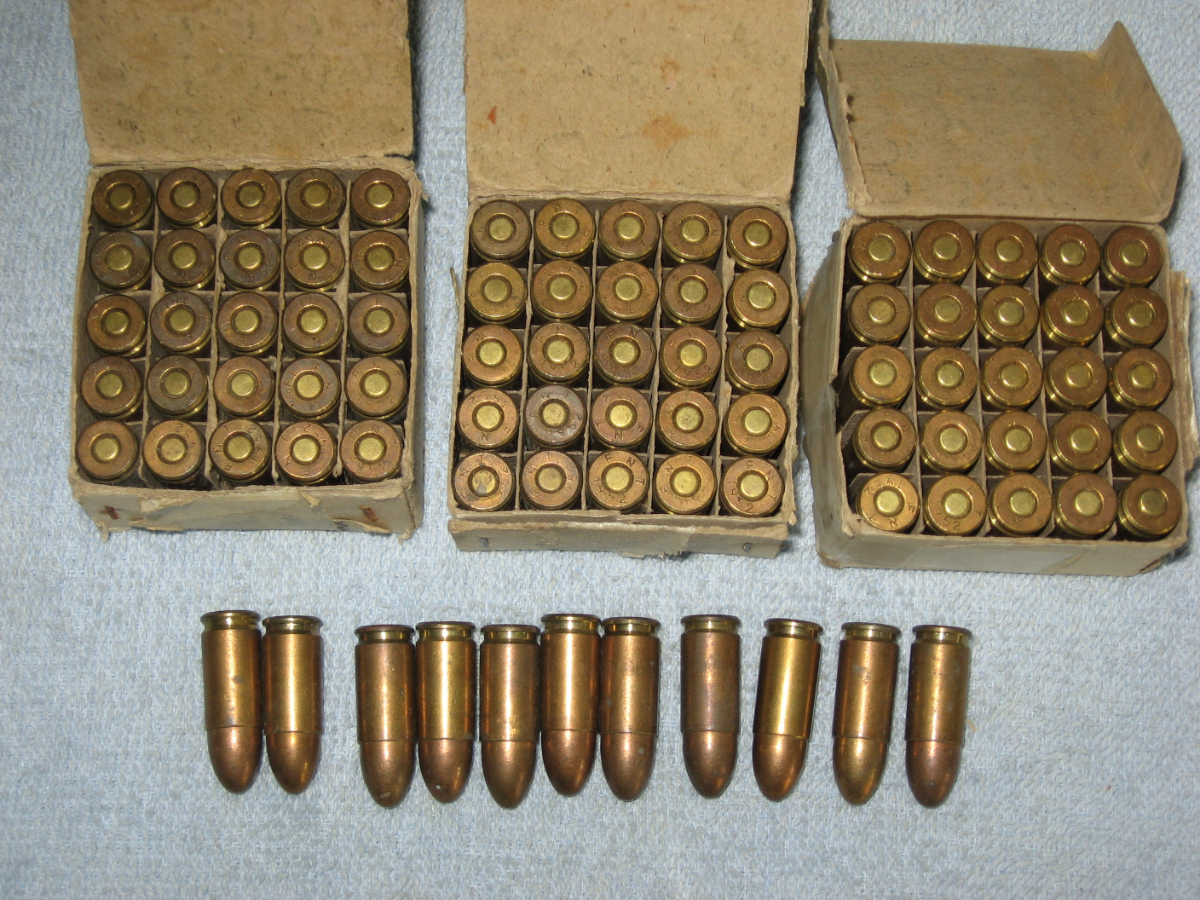 Fnt (Spain) Spanish Fabrique Nationel Toledo 9mm Luger Fmj 1952 (3 ...