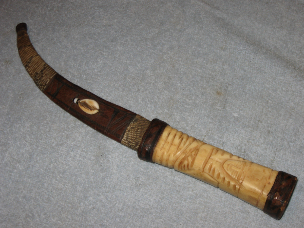 VINTAGE AZTEC CEREMONIAL KNIFE W/CARVED BONE HANDLE 17191646 ...