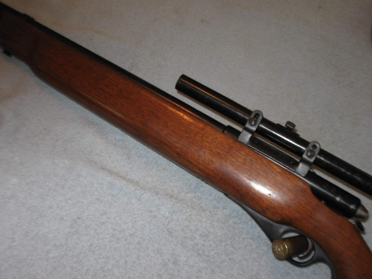 O.F. Mossberg & Sons Model 46 B (B) Target Rifle 26 Inch Barrel ...