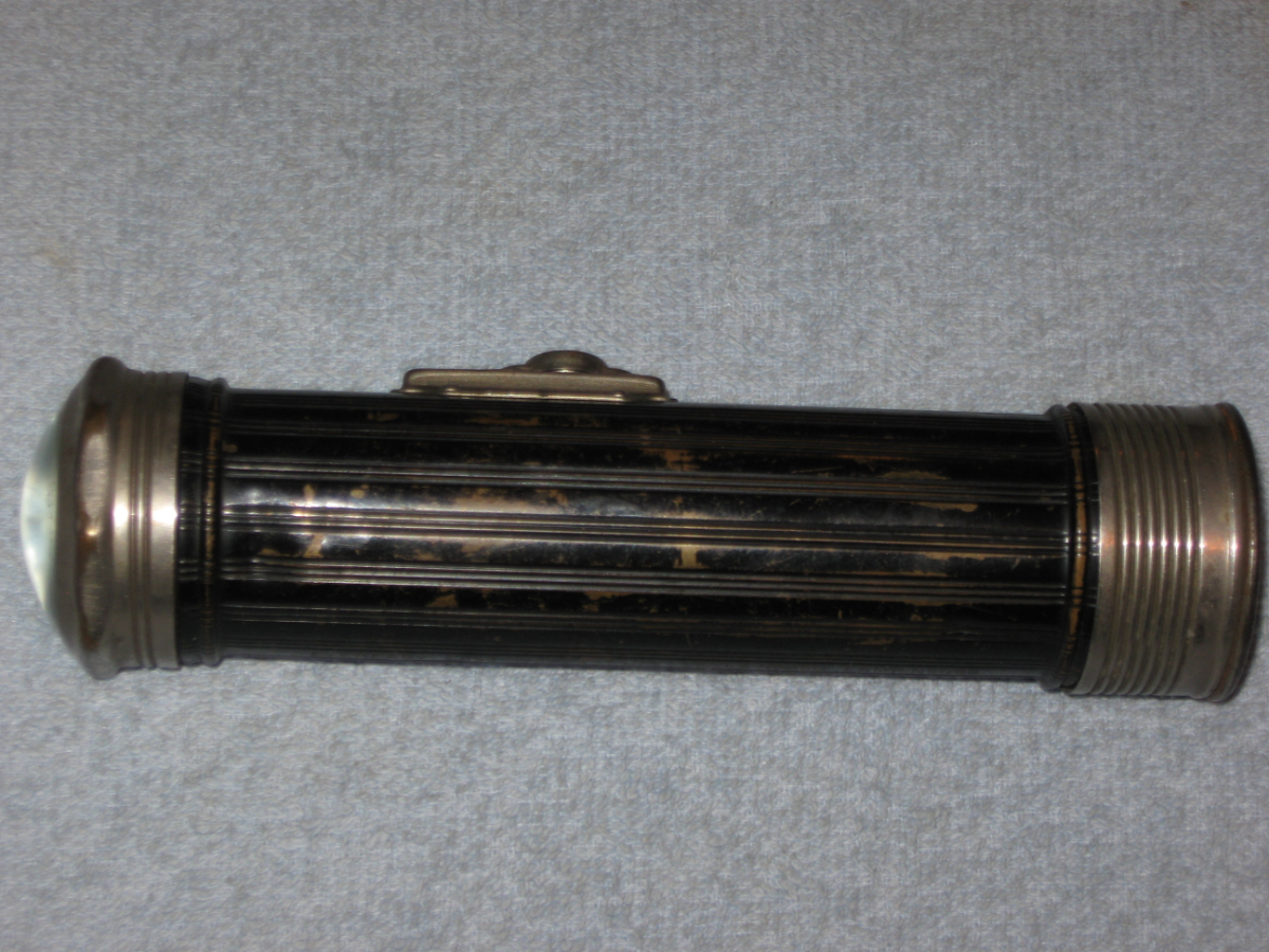 EVERREADY ANTIQUE FLASHLIGHT CASE NO.2604 (WORKS) 17235970 - GunAuction.com