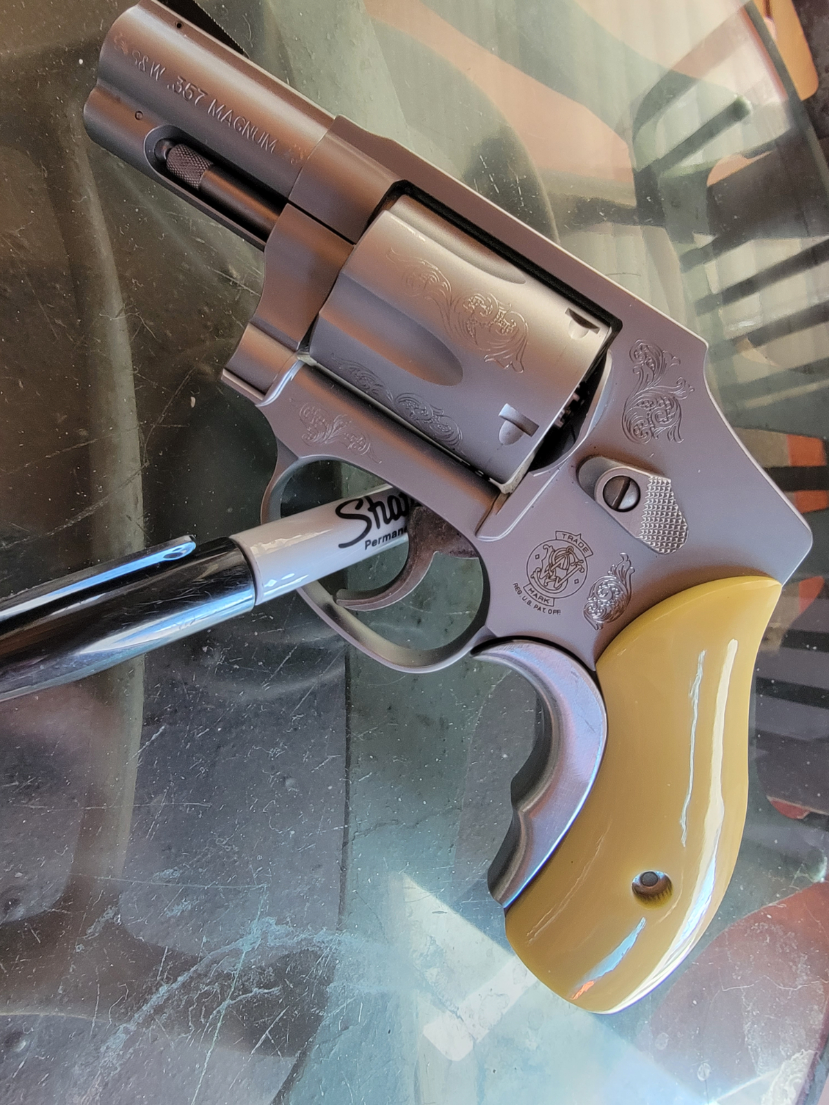 Smith & Wesson Model 640.. 357 magnum j frame comes with box and ...
