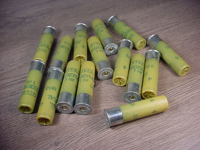 15 Rounds of Federal Steel 20 Gauge 3 Inch Magnum Number 4 Shot ...