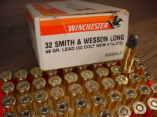 Box of Winchester Super-X .32 S&W Long Lead Round Nose 17242172 ...