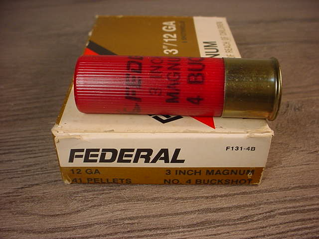 Box of Federal Hi-Power 12 Gauge 3 Inch Magnum Number 4 Buck 17242930 ...