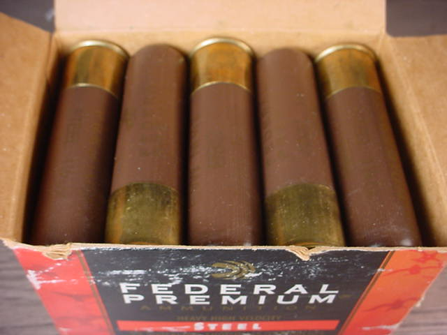 Box Of Federal Premium Ultra-Shok Steel 10 Gauge 3 1/2 Inch Number Bbb ...