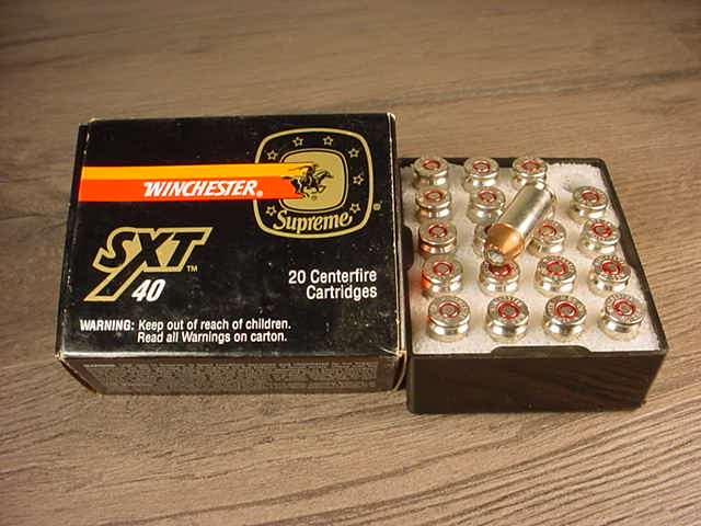 Box Of Winchester Supreme Sxt .40 S&W Jacketed Hollow Point .40 S&W For ...