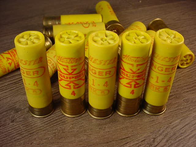 14 Rounds of Mixed Winchester/Western 20 Gauge Number 4 Shot 17281347 ...