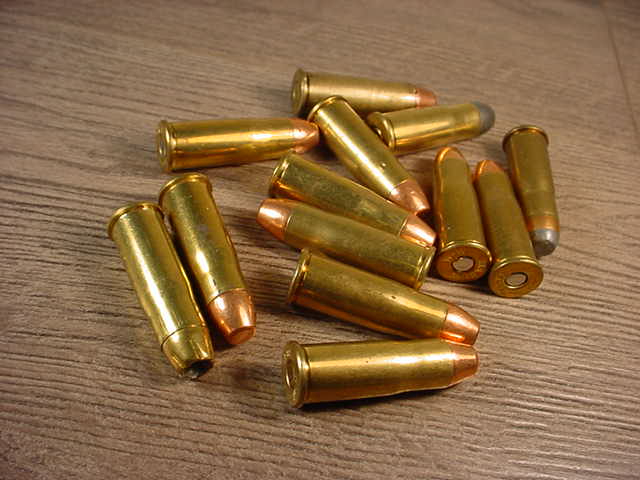 13 Rounds of Mixed Manufacture .38-40 Win. Lead, Plated & Semi-Jacketed ...