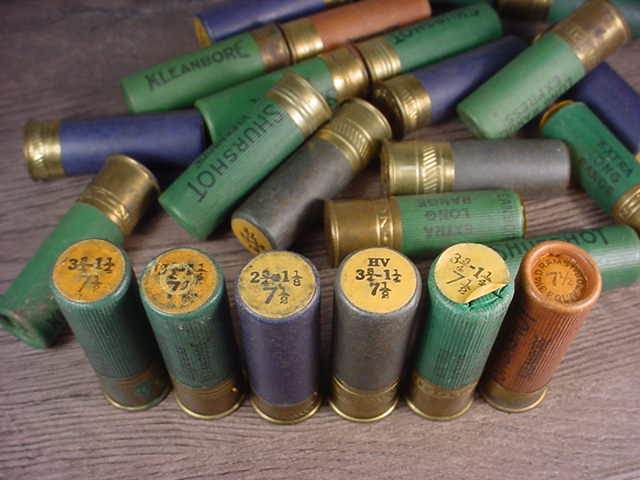 25 Rounds of Mixed Remington/Peters Paper Hull 12 Gauge Number 7 1/2 ...