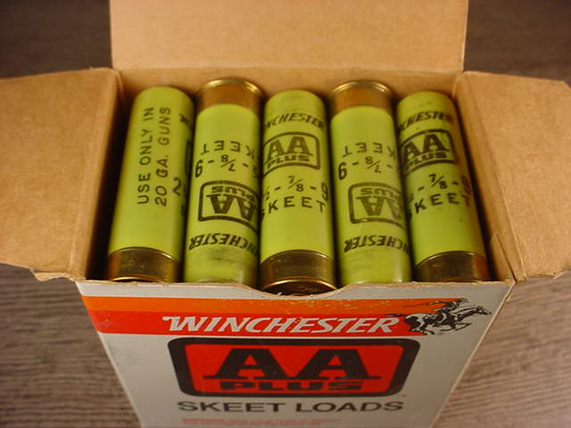 Box of Winchester AA Plus Skeet Loads 20 Gauge Number 9 Shot 17346970 ...