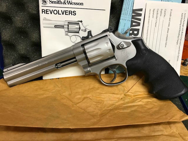 Smith Wesson 617-2, 6"Bbl .22 Lr For Sale at GunAuction.com - 14496262