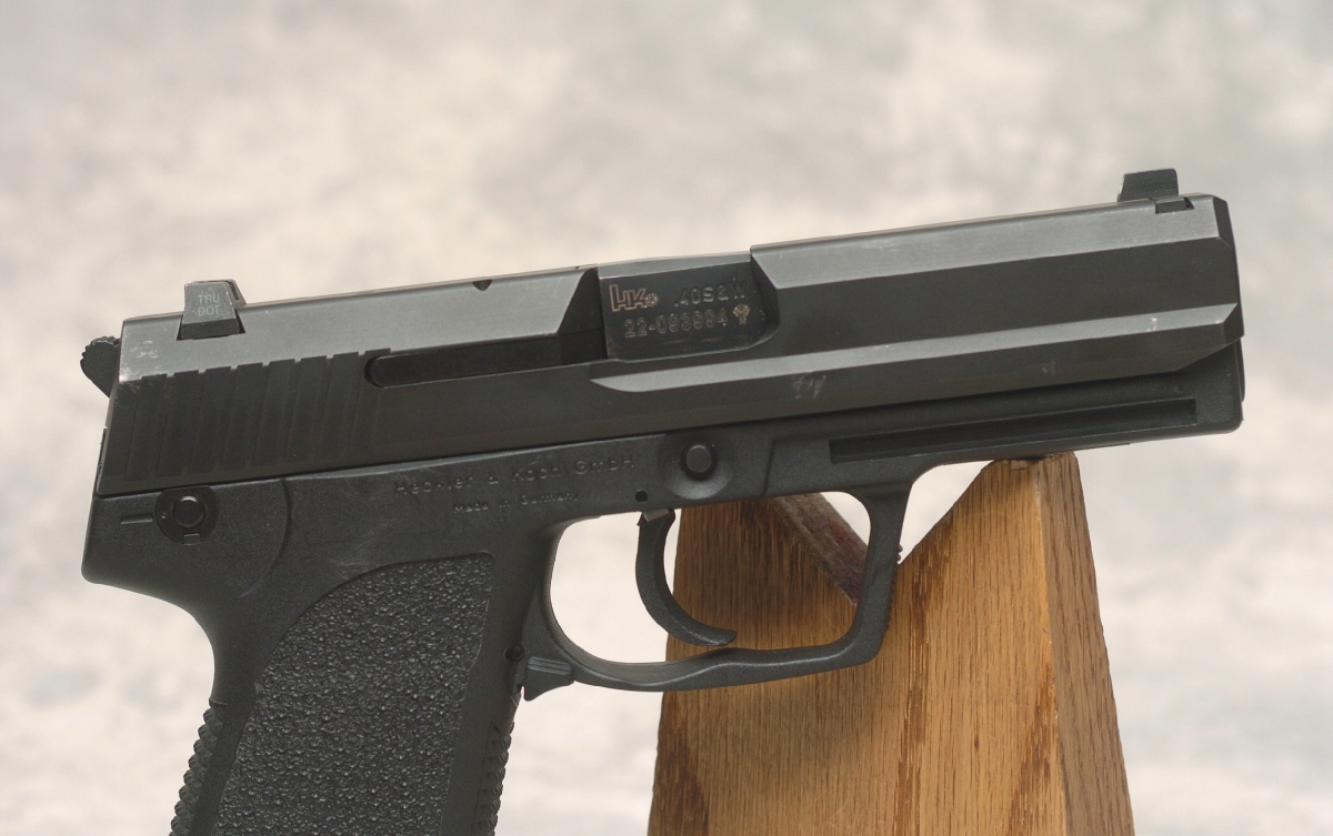 Heckler & Koch USP 40 LEM .40 Cal 4 in. w/case, extra mag .40 S&W ...