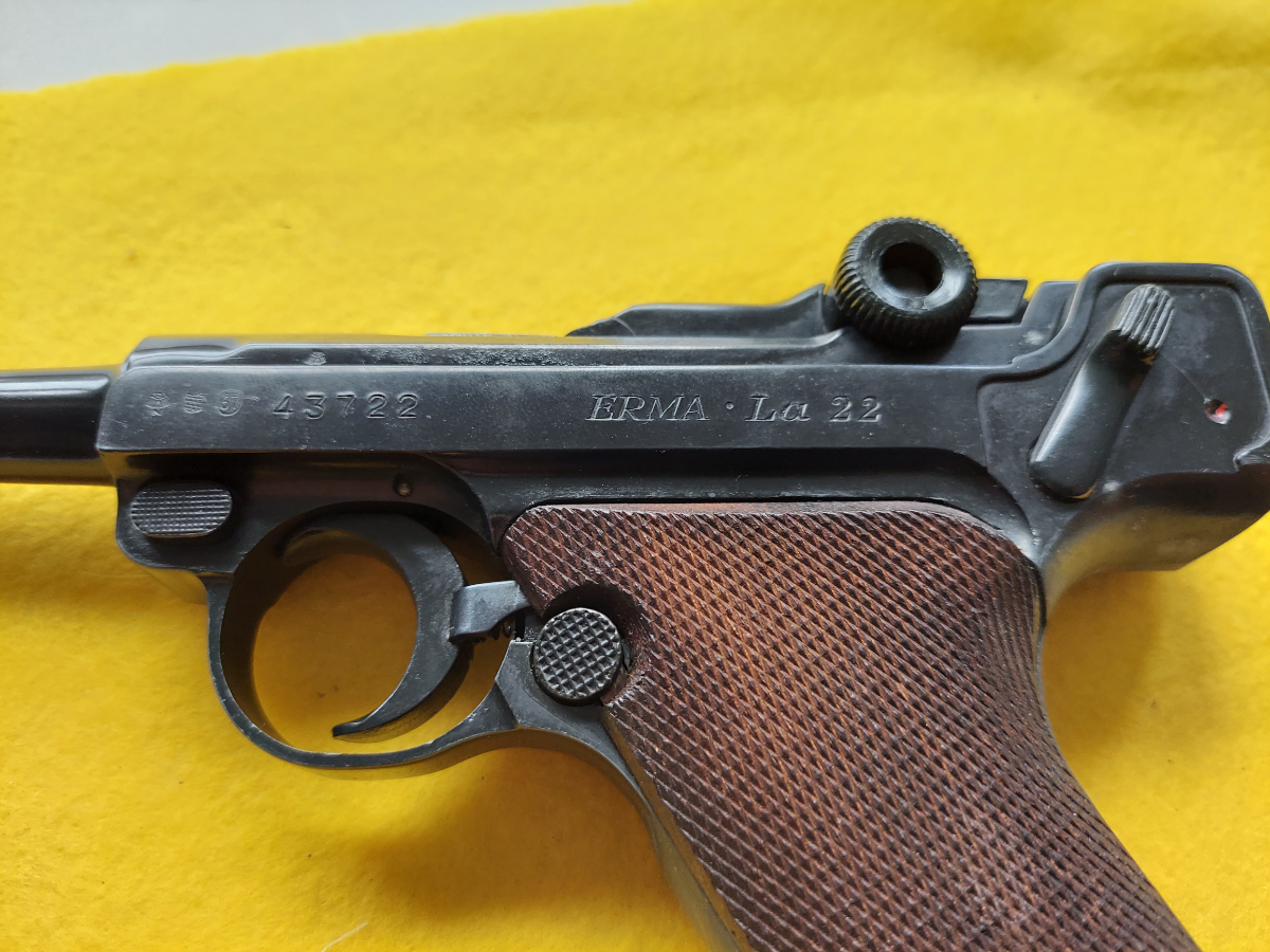 ERMA LA 22 - ERMA 22 is made in Germany similar auctionand stylingas ...