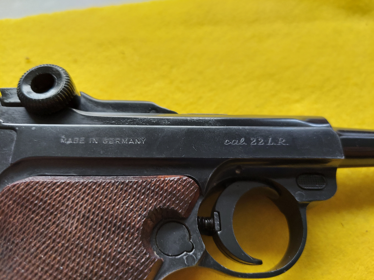 ERMA L22 This is a ERMA made in Germany 22LR has two magazines second ...