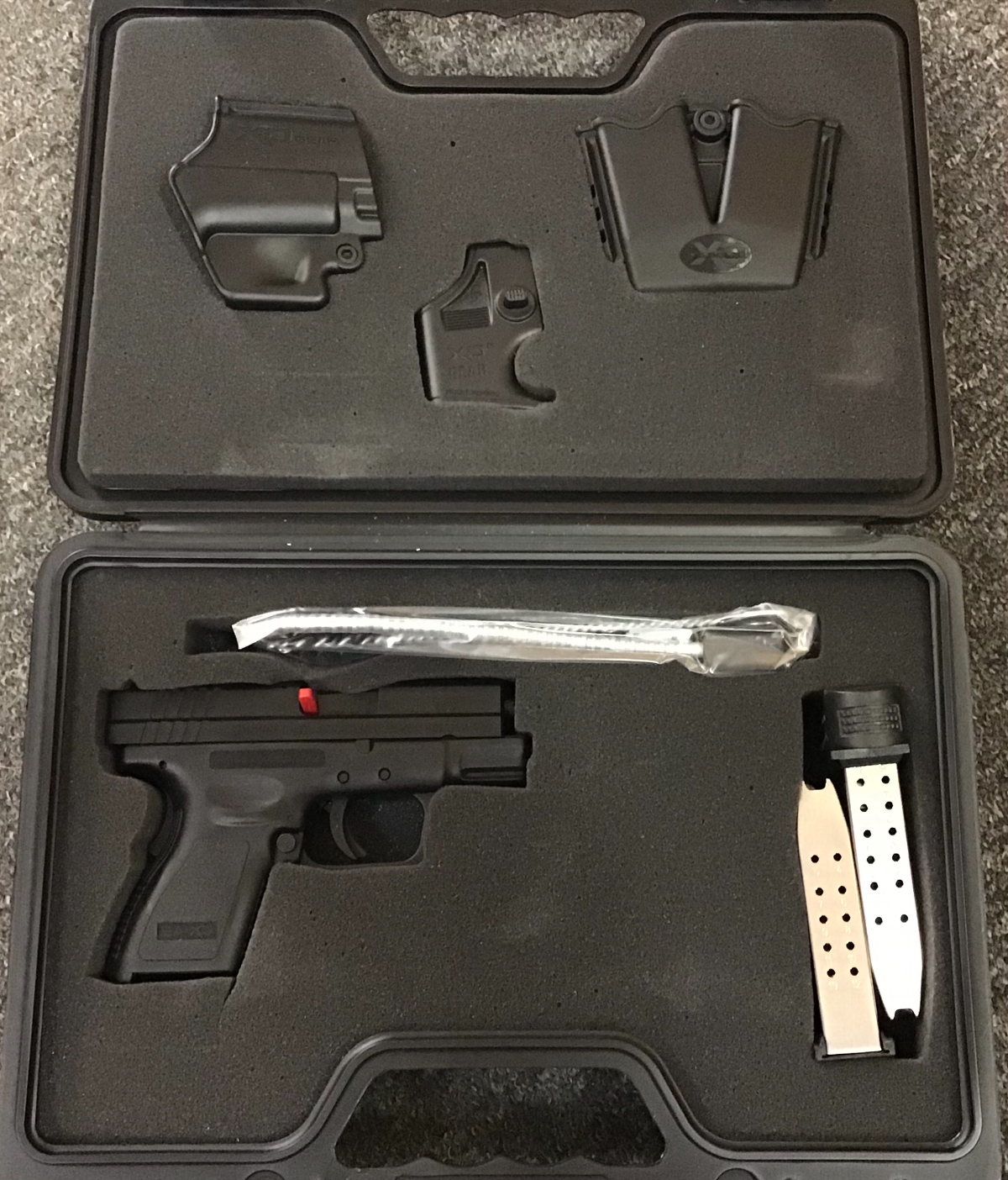Springfield Xd-9mm 3 Sub Compact Concealed Carry With Carry Case And ...