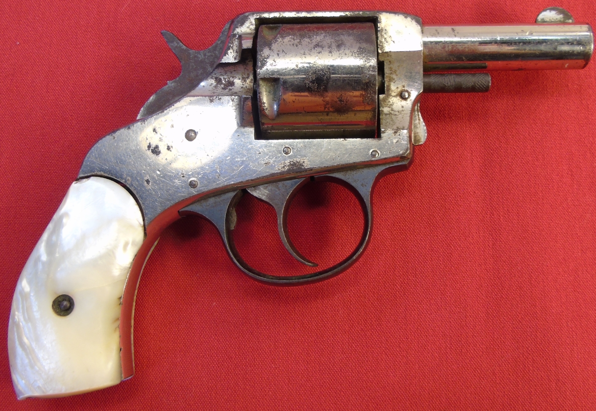 H & R "Victor" Double Action Revolver. .38 S&W For Sale at GunAuction ...