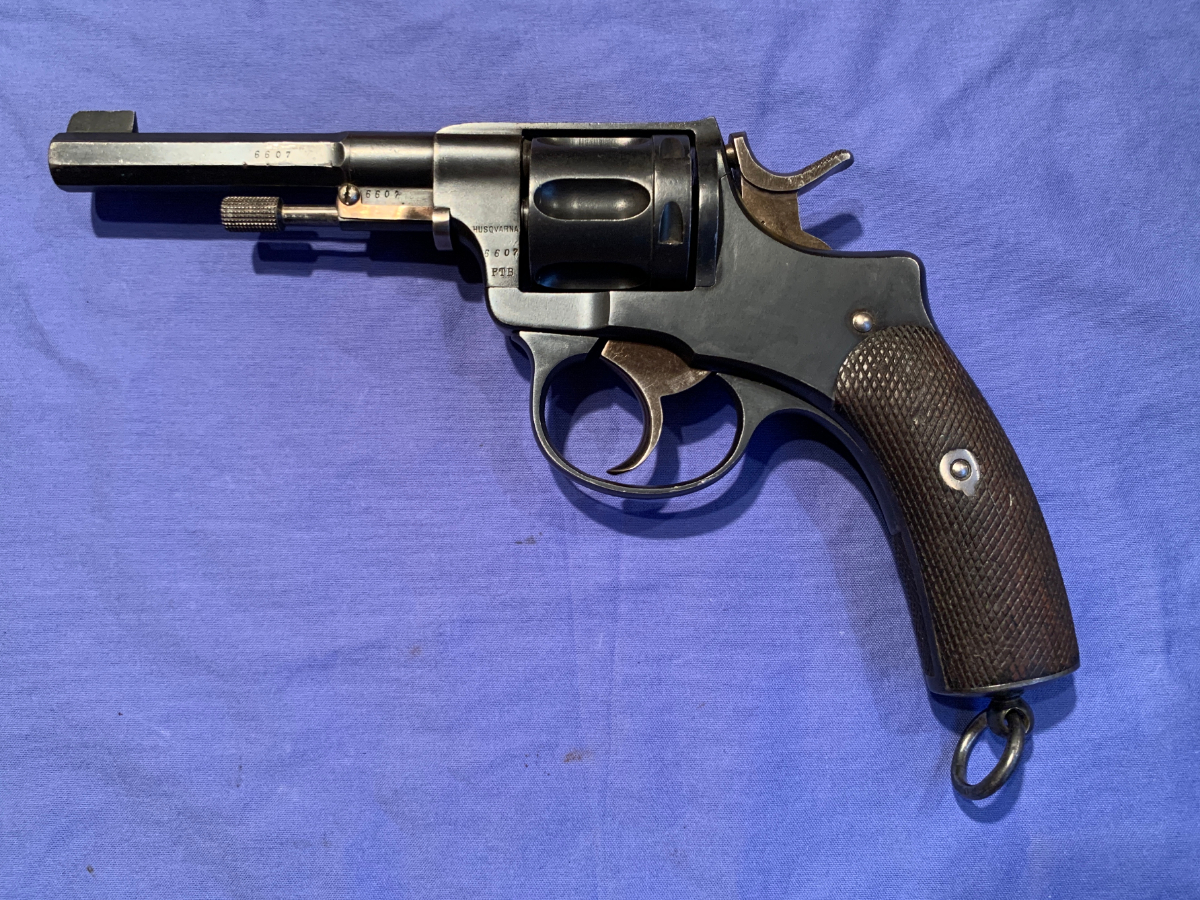 Husqvarna - 1899 M.1887 Swedish Nagant Revolver With Proper Holster ...