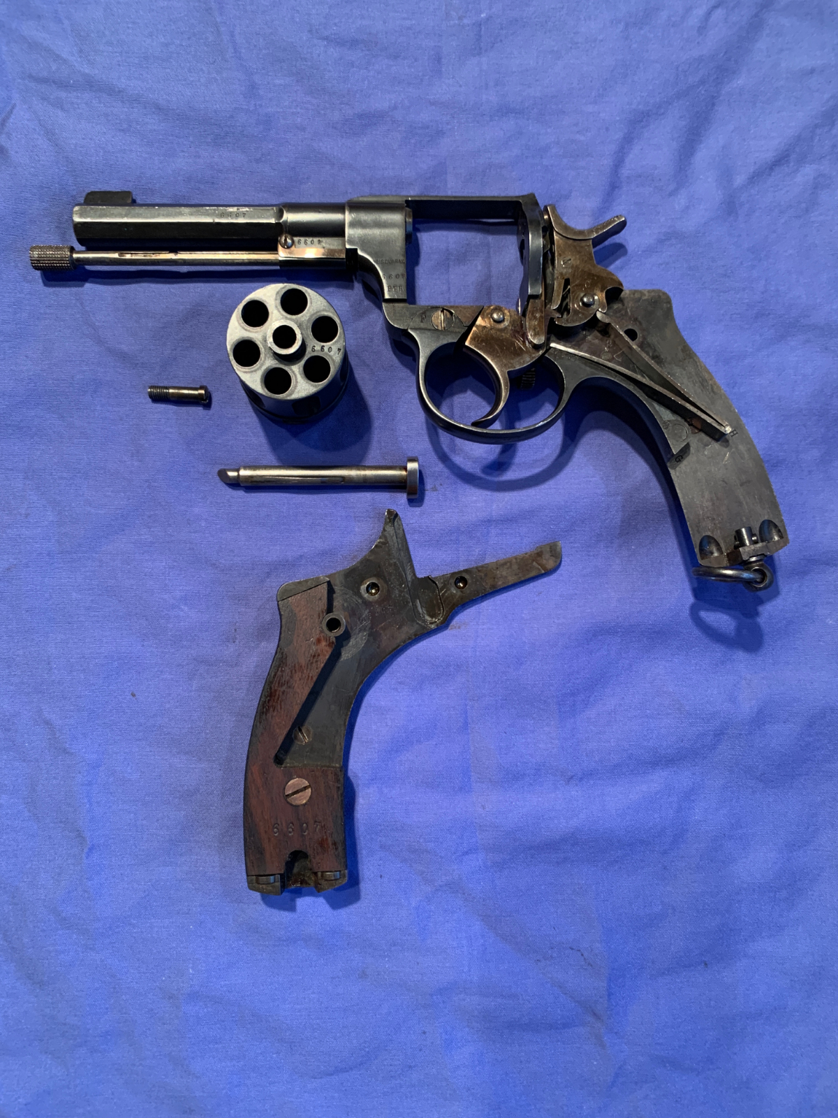 Husqvarna - - 1899 M.1887 Swedish Nagant Revolver with proper holster ...