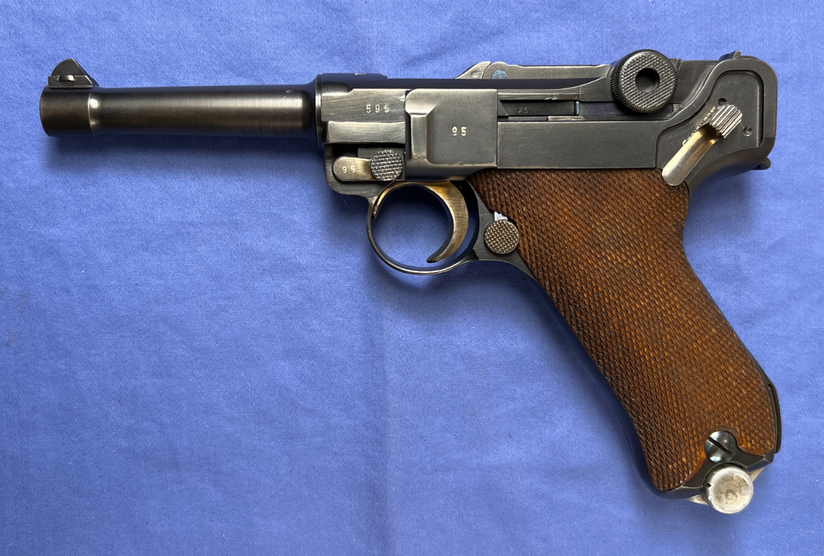 Mauser Beautiful And Fairly 1st Variation (Straw) 1937 P.08 Luger 9mm ...