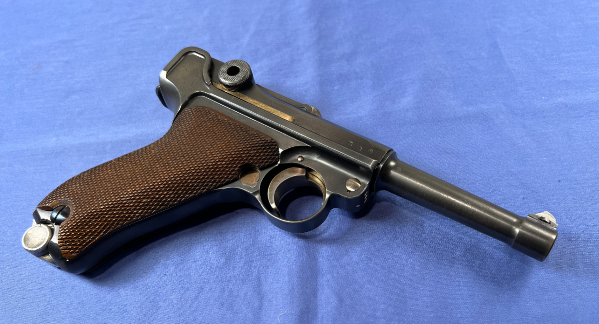 Mauser Beautiful And Fairly 1st Variation (Straw) 1937 P.08 Luger 9mm ...