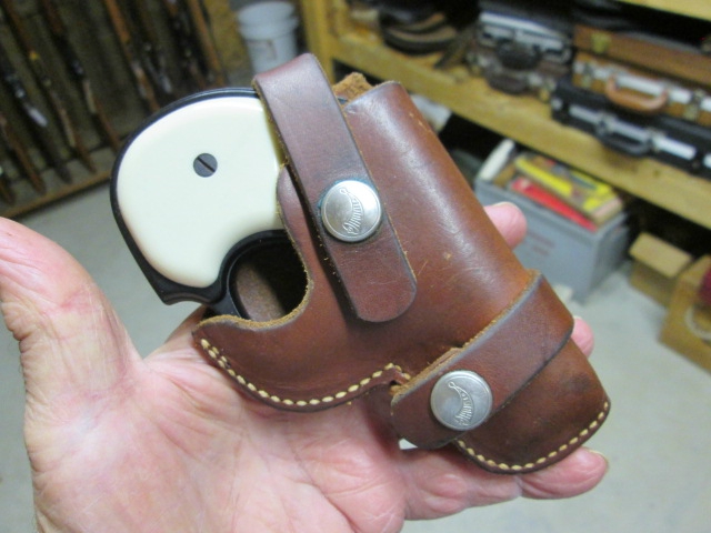Hi Standard 22 Derringer Mod D-101 As New Holster .22 Lr For Sale at ...
