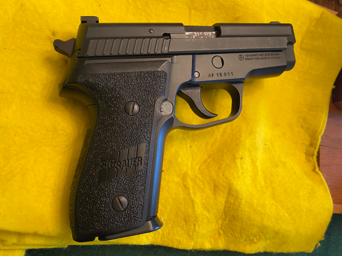 SIG Sauer .357 SIG CAL Or 40 S&W CAL