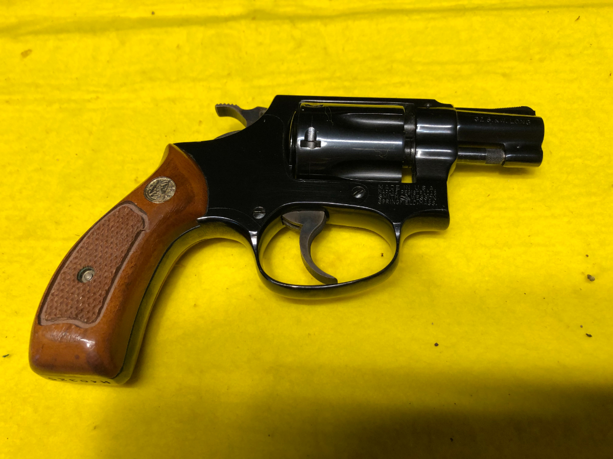 Smith & Wesson S&W .32 S&W Long MFG 1948-1976 17145135 - GunAuction.com