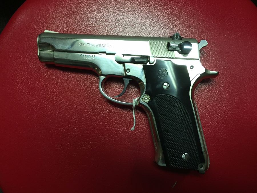 Smith & Wesson S&W Model 59 Nicklefinish 9mm Luger For Sale at ...