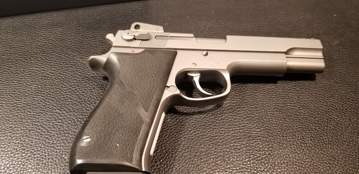 Smith & Wesson Smith Wesson 4506-1 With Night Sights Like New In The ...