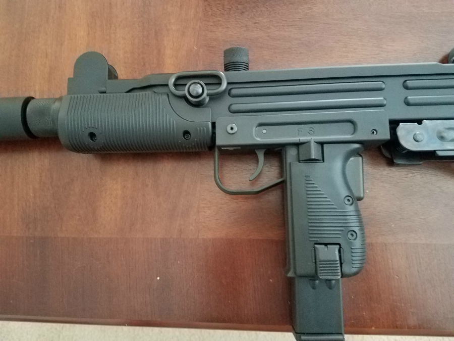 Walther Uzi Rifle .22lr 1-20rd Magazine .22 Lr For Sale at GunAuction ...