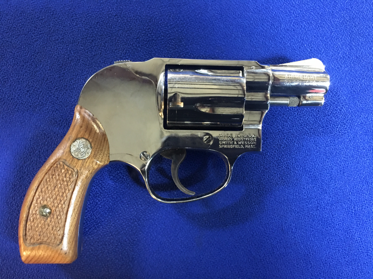 1976-1977 Smith & Wesson Nickel Plated Model 38 Airweight W/ Original ...