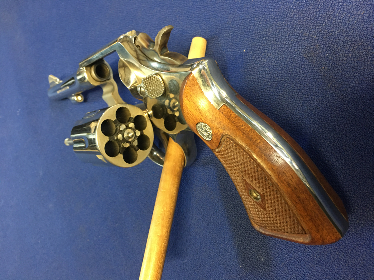 SMITH & WESSON 4 SCREW MODEL 10(NO DASH) W/ FACTORY BOX & PAPERS ...