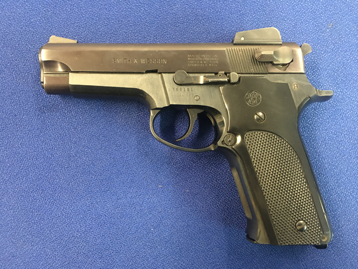 SMITH & WESSON MODEL 559, COMES W/ FACTORY BOX & PAPERS, CHAMBERED IN ...