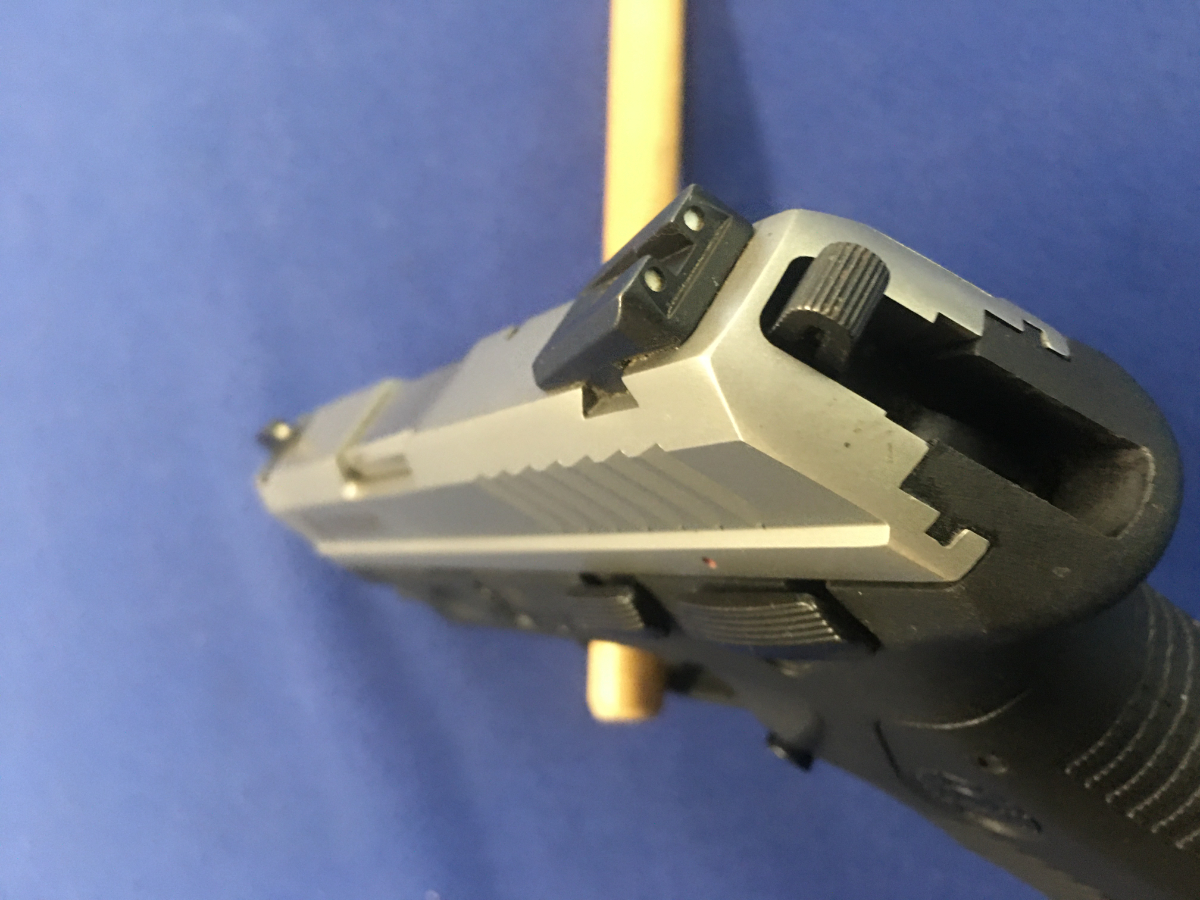 Taurus PT 840 C, CHAMBERED IN .40 S&W 17301922 - GunAuction.com