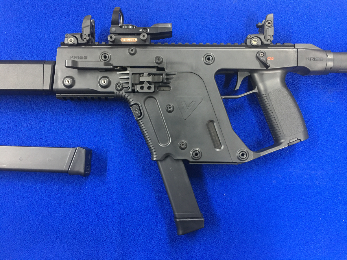 KRISS Arms VECTOR CRB, COMES W/ 2 MAGS, & CASE, CHAMBERED IN .45 ACP ...