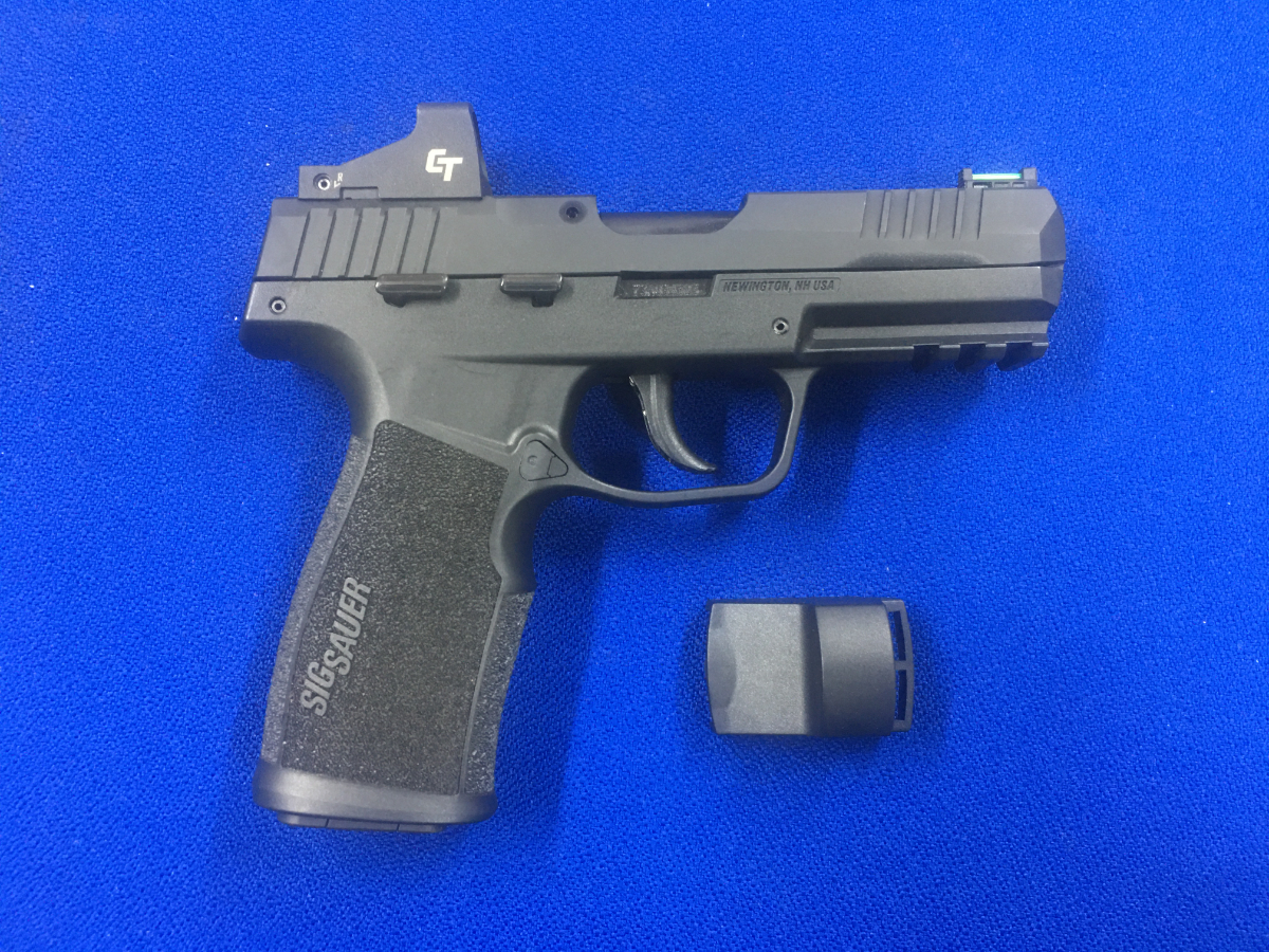 SIG P322, COMES W/ RED DOT, CHAMBERED IN .22 LR 17359698 - GunAuction.com