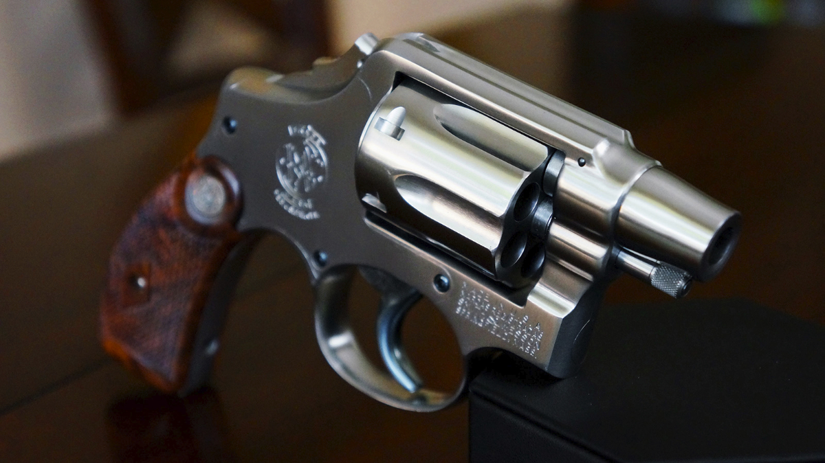 Smith & Wesson Sold S&W 1.5" Snub-Nose .38 Special - Art Deco Model 64 ...